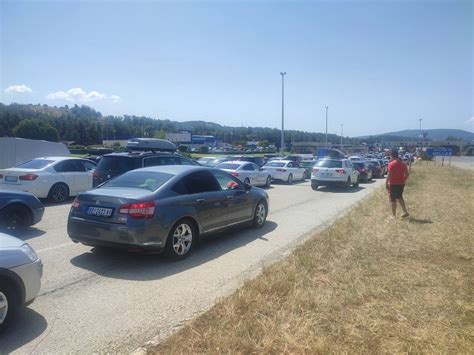 На „Табановце“ и „Богородица“ се чека околу 30 минути Независен Весник