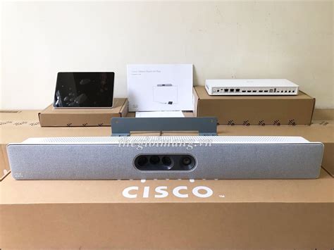 Cs Kit Eq K9 Cisco Room Kit Eq Wcodec Eq Quad Cam White