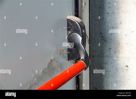 Fire Exit Door Push Bar Hi Res Stock Photography And Images Alamy
