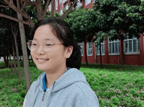 染墨青春 妙笔生花26山很高 路还远 但执念依旧 爸爸 阳光 文章