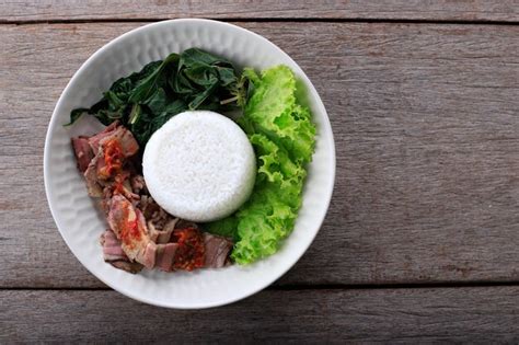 Premium Photo Sei Sapi Or Beef Sei Is Indonesia Traditional Smoked Beef Served With Boiled