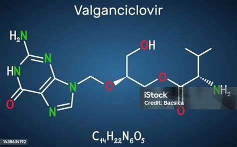 발간시클로비르 분자 그것은 거대 세포 바이러스 Cmv Hiv Aids 감염자를 치료하는 데 사용되는 항 바이러스 약물입니다 진한 파란색 배경에 있는 구조 화학 공식 0명에