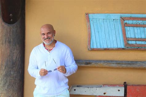 Fabrício Dos Anjos Lança Clareou Disco De Sambas Inéditos Em Parceria Com Diversos Artistas