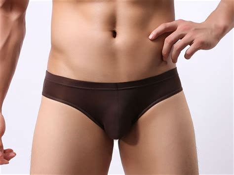 [แพ็ค1ชิ้น] กางเกงในไอซ์ซิลค์กางเกงในทรงสามเหลี่ยมผู้ชายเอวต่ำผ้าลื่นเย็นสบายกระชับสัดส่วนรัดรูป