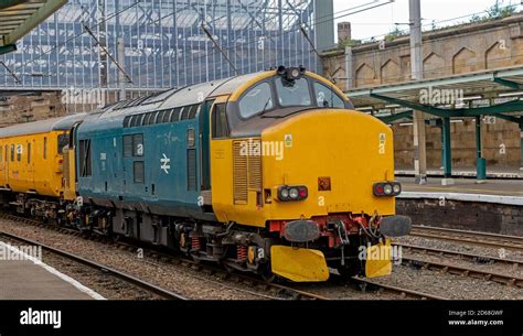 Class 37 Diesel 37610 Of Direct Rail Services At Carlisle Station Stock