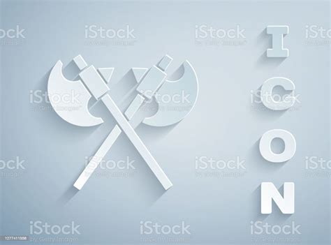 종이 컷 회색 배경에 격리 된 교차 중세 축 아이콘 전투 도끼 실행자 도끼 중세 무기 종이 아트 스타일 벡터 3차원 형태에 대한 스톡 벡터 아트 및 기타 이미지 Istock