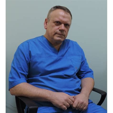 Доц Антони Георгиев Артроскопската хирургия е съчетание от тясно специализирана и