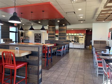 Arbys Interior Arbys 290 3495 Square Feet 5316 India Flickr