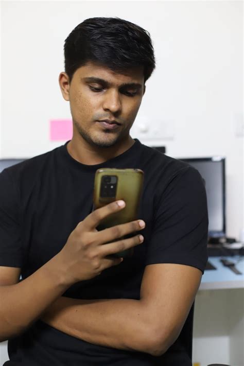 Vignesh Srinivasan On Linkedin Why Do People On Linkedin Make It Hard → You Have To Post Daily