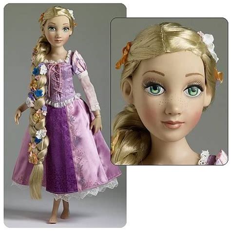 Rapunzel With Flowers In Her Hair Rapunzel Tangled Rapunzel Disney Tangled