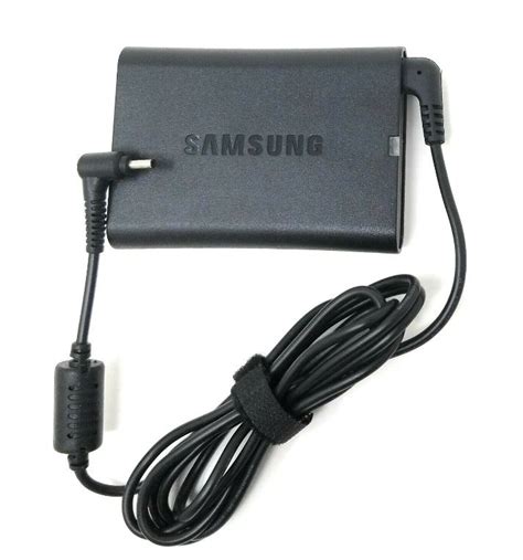 Адаптер блок питания для ноутбука Samsung NP900X3C NP900X4C PA-1400-24 ...