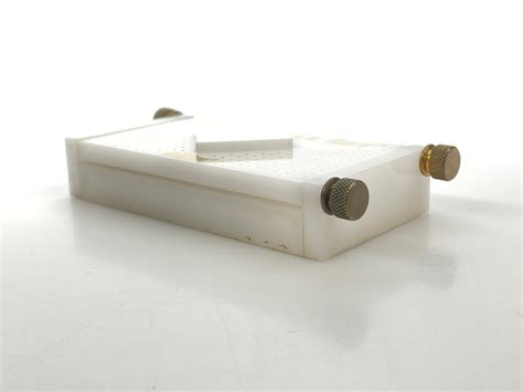 Bid Now Gemoro The Cz Master Set Diamond Color Grading Kit Invalid