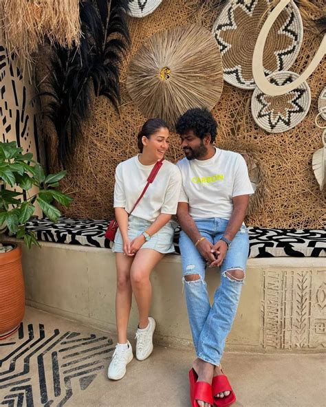 பஙகளரவல வககயடன ரமனஸ மடல நயனதரவன லடடஸட கயட பகபபடஙகள