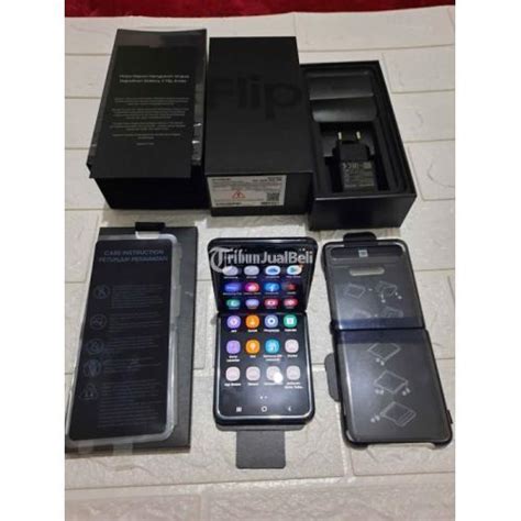 Hp Samsung Galaxy Z Flip Bekas Garansi Resmi Lengkap Harga Murah Di Jakarta Pusat