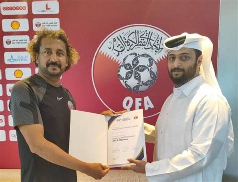 ഖത്തറിൽ ഫുട്‌ബോൾ പരിശീലിപ്പിക്കാനുള്ള ബി ലൈസൻസ് നേടുന്ന ആദ്യ ഇന്ത്യക്കാരനായി മലയാളി Qatar