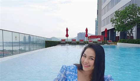 รวมรูปภาพของ สวยไม่เปลี่ยน จอย ศิริลักษณ์ ใส่ชุดว่ายน้ำ แอบแซ่บเบาๆ ในวัย 45 ปี รูปที่ 15 จาก 28