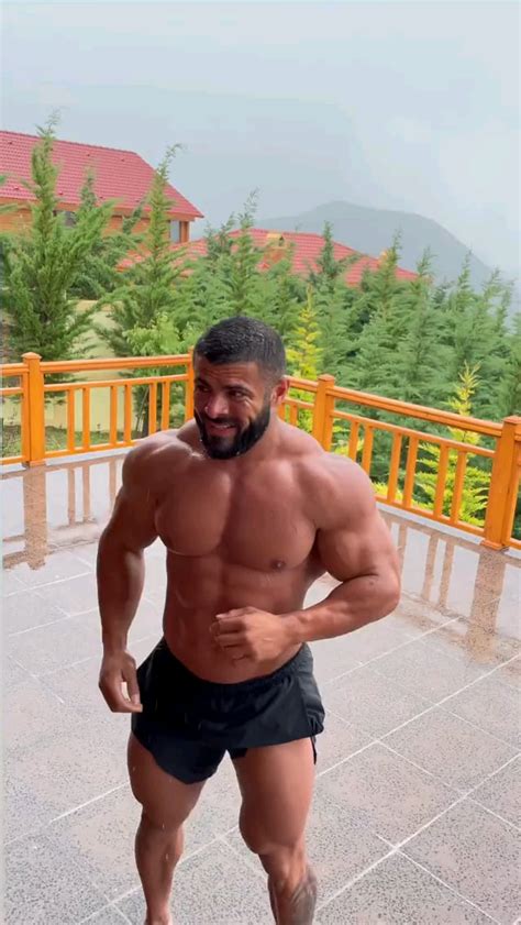 Yusif Nurullaev R Clothedmuscle