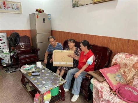 重阳慰问，情暖计生特殊家庭