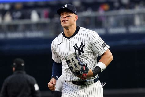 ‘such A Different Type Of Love Aaron Judge Gets Honest About Being A First Time Dad To Newborn