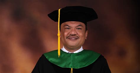Prof Dr Ade Sofyan Mulazid S Ag M H Universitas Islam Negeri Syarif Hidayatullah Jakarta