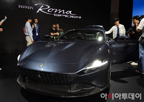 [포토] 페라리 컨버터블 스포츠카 ‘로마 스파이더 아시아투데이