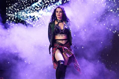 Wwe Legend Paige Aka Saraya Blasts Troll For Mocking Sex Tape Leak