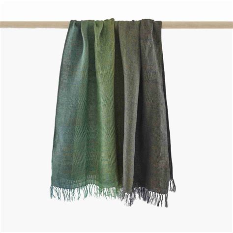 Cushions And Plaids Nera Plaid Curry Ligne Roset