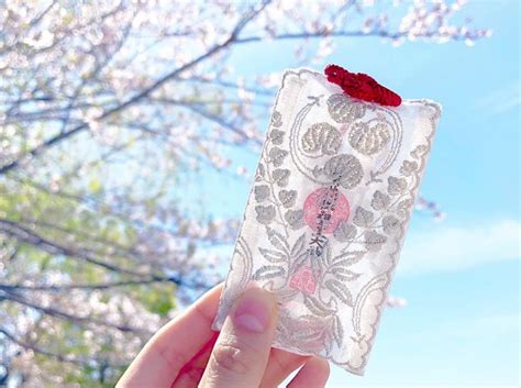 【京都必去】下鴨神社絕美「蕾絲御守」 祈求戀愛順利 緣結力up