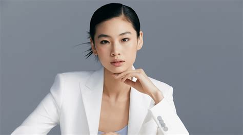 Hoyeon Jung Rcelebrityhands