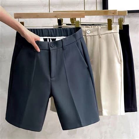 กางเกงขาสั้นสูทผู้ชายกางเกงห้าจุดกางเกงหลวมกางเกงเวอร์ชั่นเกาหลีเทรนด์ผ้าไหมน้ำแข็งสีกากีกางเกง