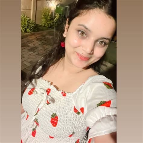 muskan dubey muskandubey threads say more