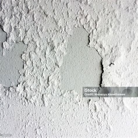 회색 시멘트와 금이 콘크리트 벽 오래 된 빈티지 그런 지 균열 벽 질감 배경입니다 산업 건물에 균열 흰색 시멘트 디자인 패턴과 추상에 대 한 좋은 0명에 대한 스톡 사진 및