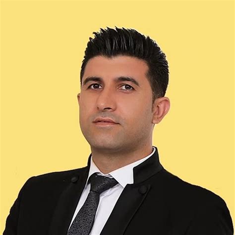 Web Programmer Developer Saberprogrammer • Threads Say More