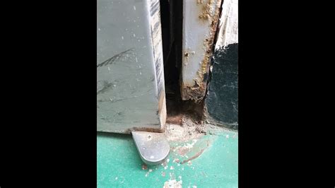 강원도 삼척시 석미아파트에서 현관문틀부분수리 네이버 Tv