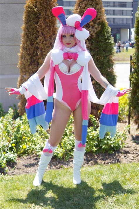 25 Sexy Pokemon Cosplays Gamers Decide