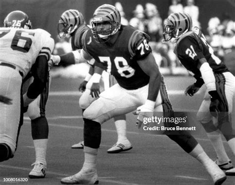 165 Cincinnati Bengals Anthony Munoz Photos And High Res Pictures Getty Images