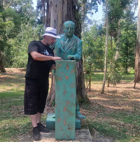 Loren მე არ მეშინია ცხოვრების არცერთი ეტაპის დაწყების თავიდან პირიქით უფრო აზარტულს ხდის ჩემს