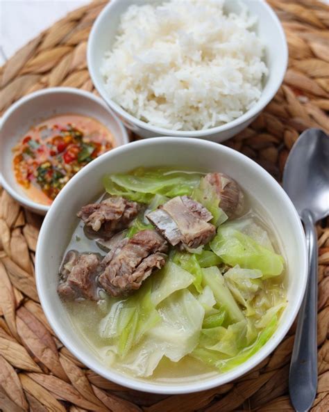 Simple Hmong Meal Pork Bones W Cabbage Soup Pob Txhaa Npua Hau Ntsug