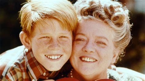 Did Frances Bavier The Actress Who Played Aunt Bee On The Andy Griffith Show End Up Lonely