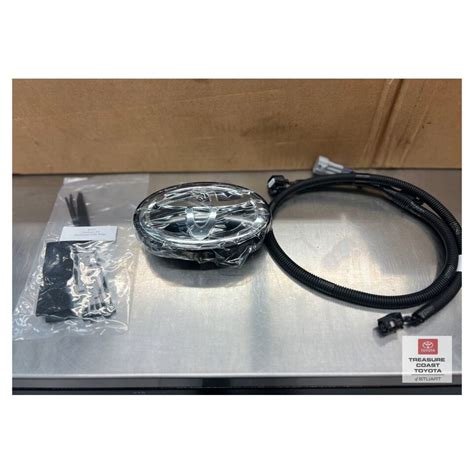 New Genuine Oem Toyota Tacoma 24 25 Illuminated Grille Sensor Pt413