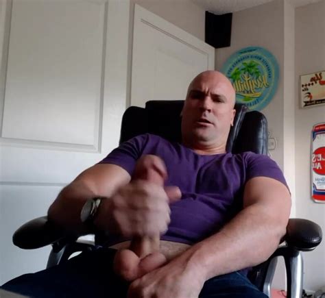 Guy Jacking Video 64