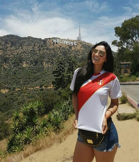 Denunciando Las Hinchas Peruanas Mas Lindas Guapas Peruanitas