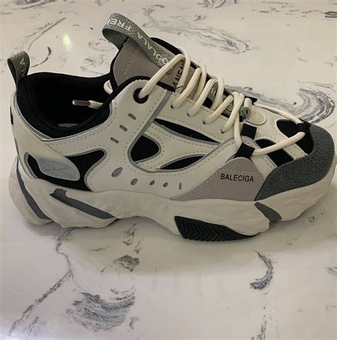 ბოტასების მაღაზია