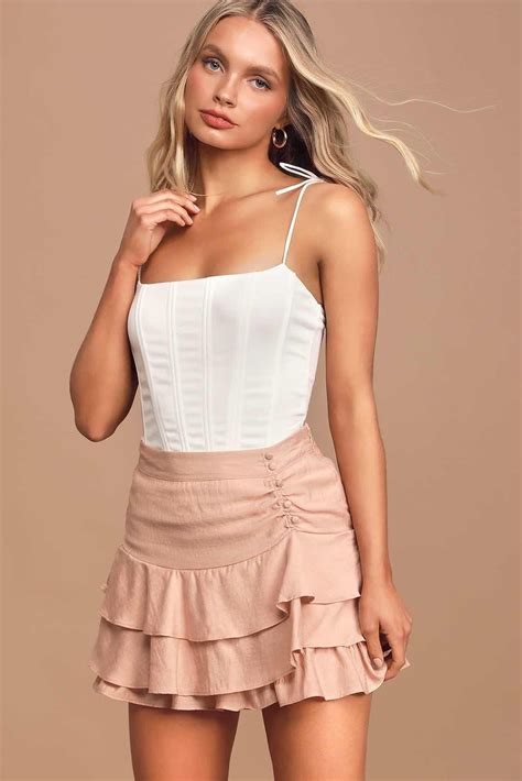 10 Mini Skirts To Add To Your Summer Wardrobe In 2020 Mini Skirts