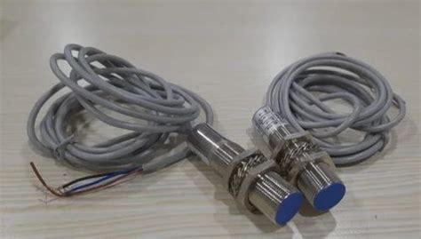 Proximity Sensor At Piece Capacitor Sensor In Silvassa ID