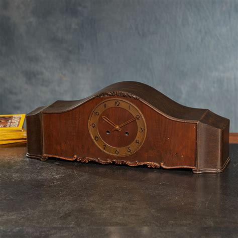 Art Deco Number Console Clock