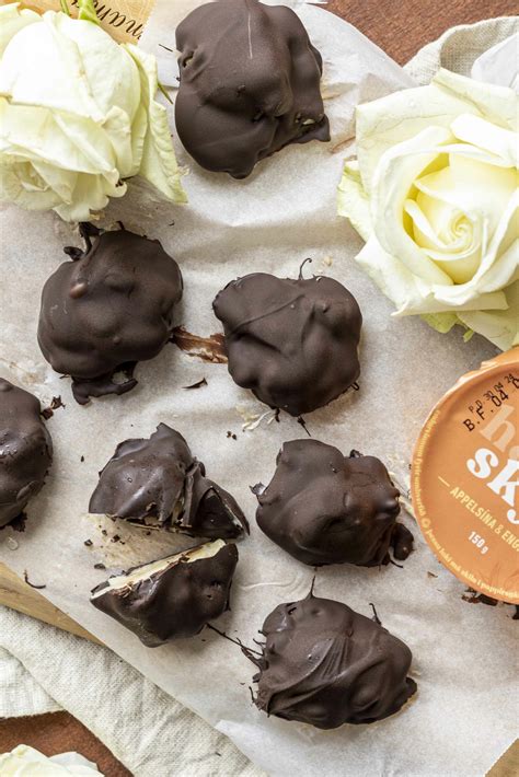 Frosnir Súkkulaðihjúpaðir Skyr Og Bananabitar Vera