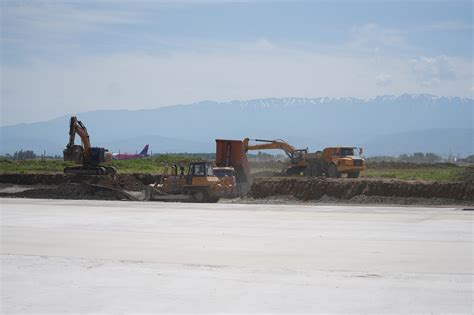 ეკონომიკისა ქუთაისის დავით აღმაშენებლის სახელობის საერთაშორისო აეროპორტის ახალი 3 5 კმ იანი