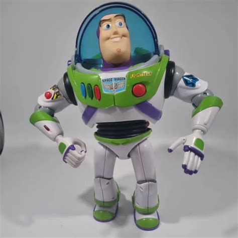 Disney Store Toy Story Buzz Lightyear Talking Light Up Action Figure Doll