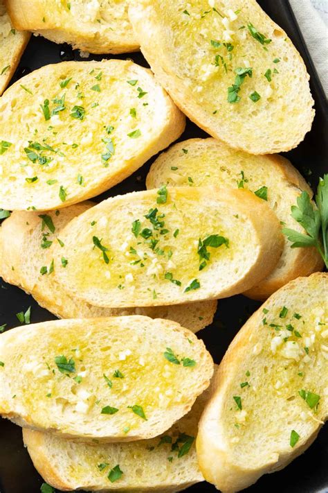 Favorite Garlic Toast Super EASY Beaming Baker